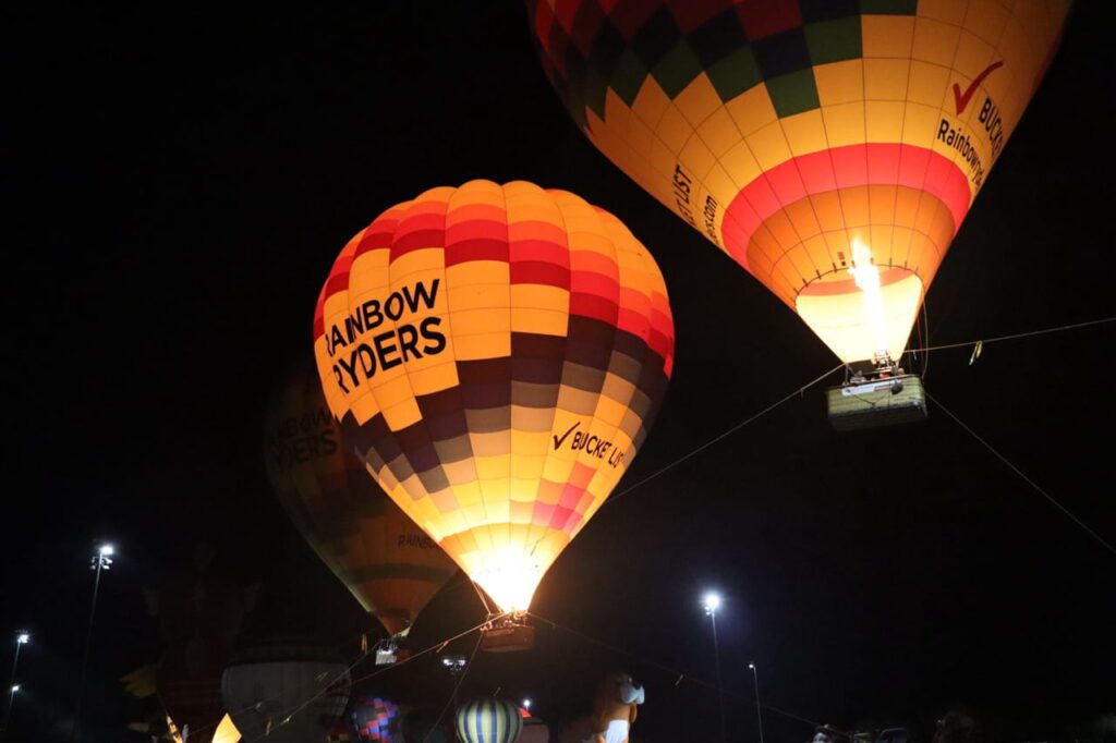 Can Hot Air Balloons Fly at Night? What to Know
